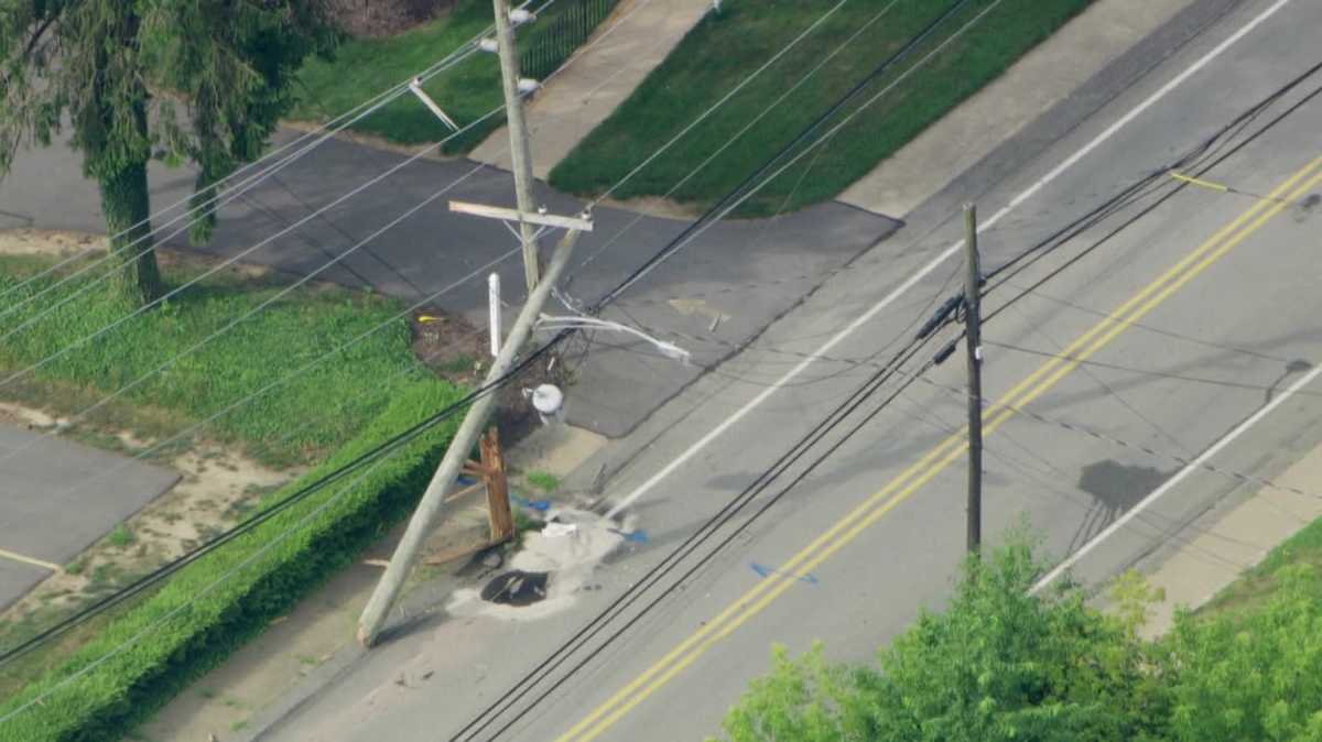 Oversized load crashes in Slippery Rock: Road shut down