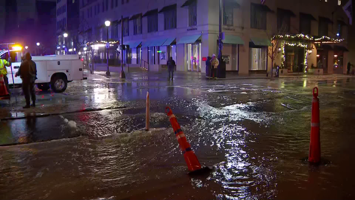 Water main break floods roads in Boston's Back Bay