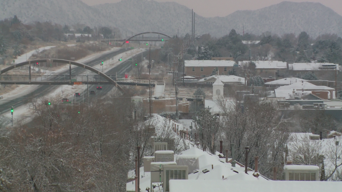 How much snow fell in New Mexico?