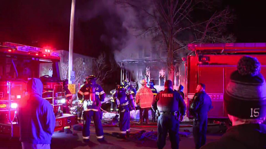 Firefighters battle heavy flames at Saugus home