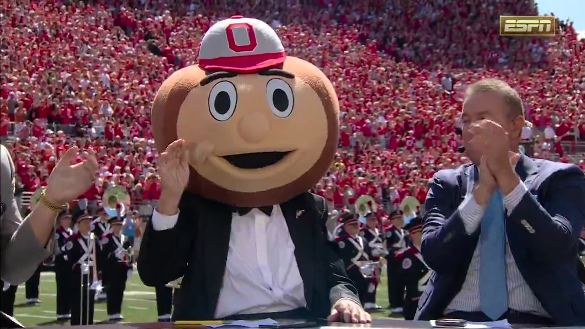 WATCH: Lee Corso selects Ohio State over Texas in final ESPN College ...