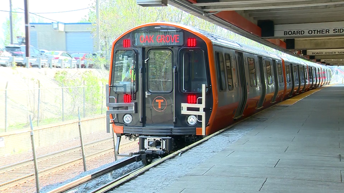 These new trains are coming to the Orange Line