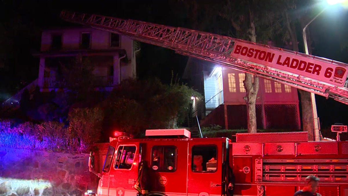 Firefighters battle flames, intense heat at Dorchester fire