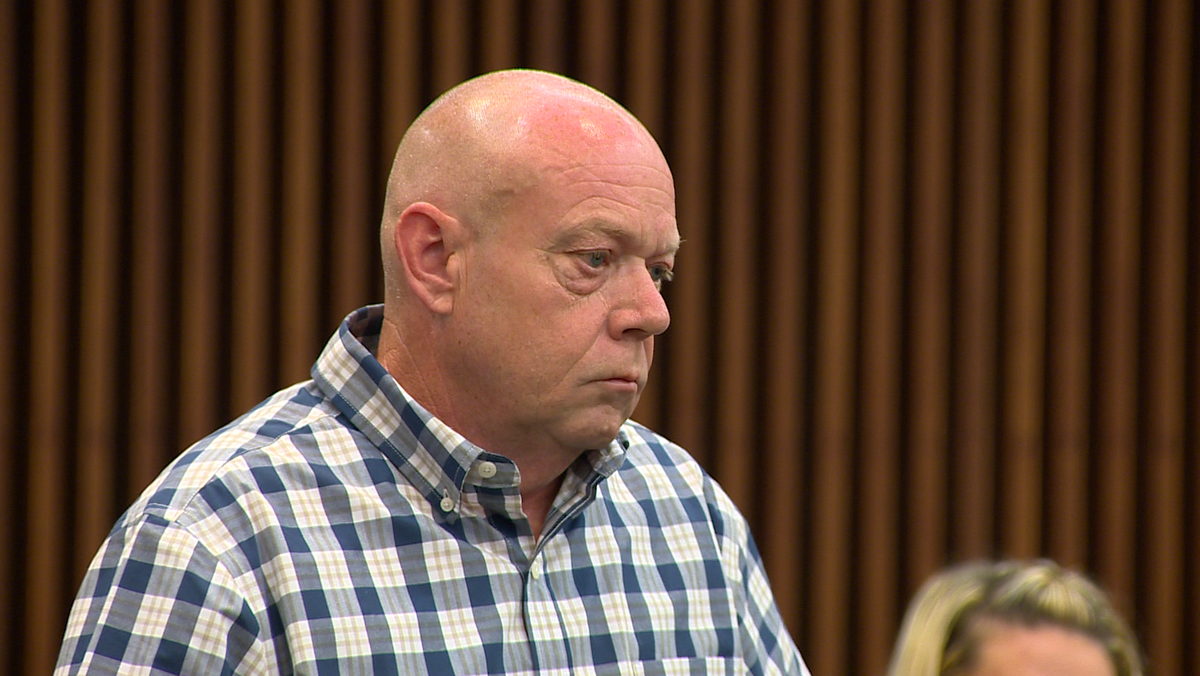 Former firefighter in court on new sex assault charges