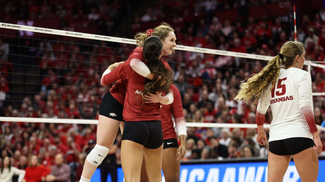 Razorbacks' historic season ends in Elite Eight
