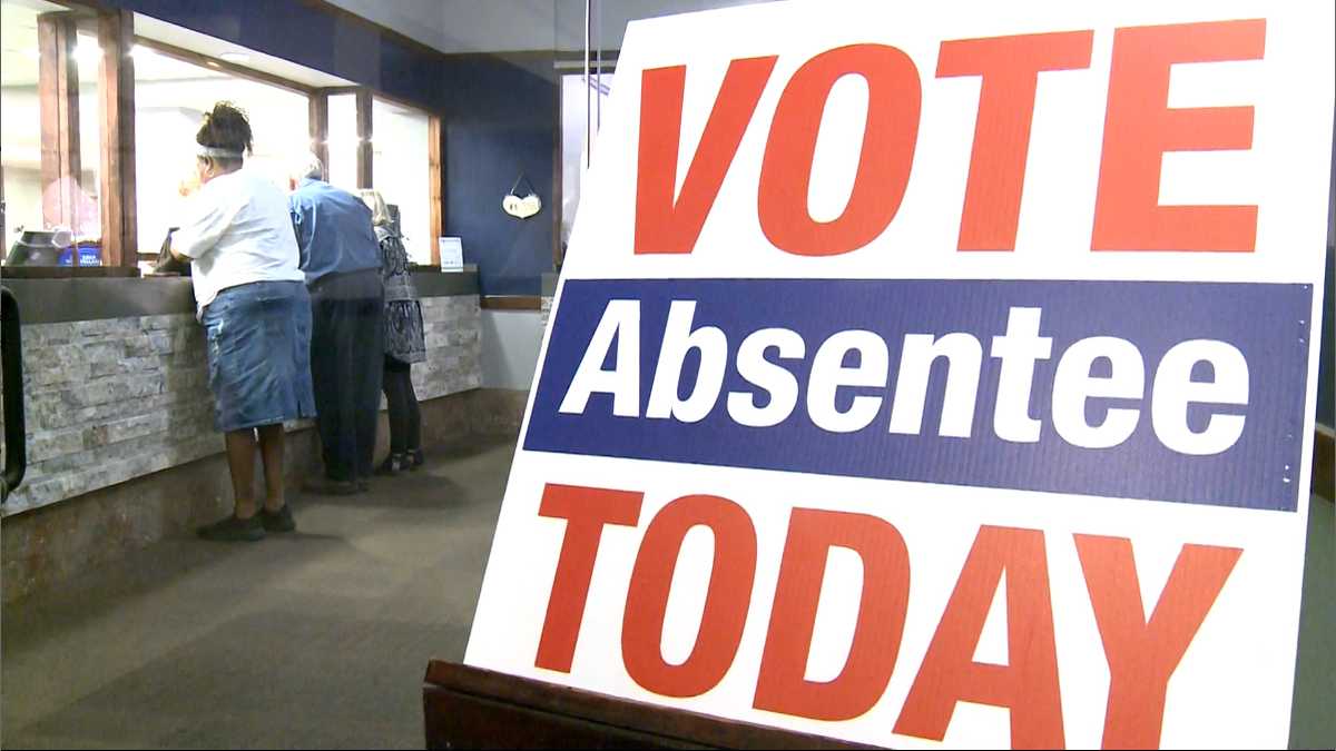 Nearly 1,000 absentee ballots cast in Hinds County Nearly 1,000 absentee ballots cast in Hinds County