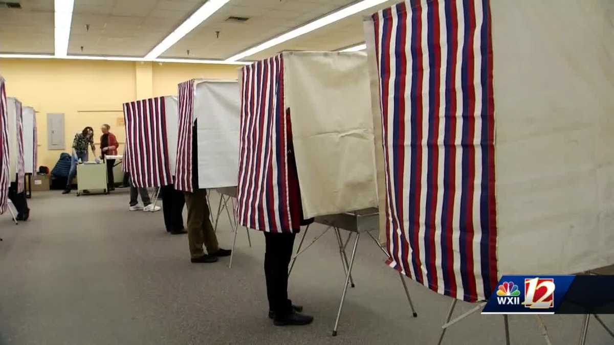 Young people volunteer for the New Voter Project