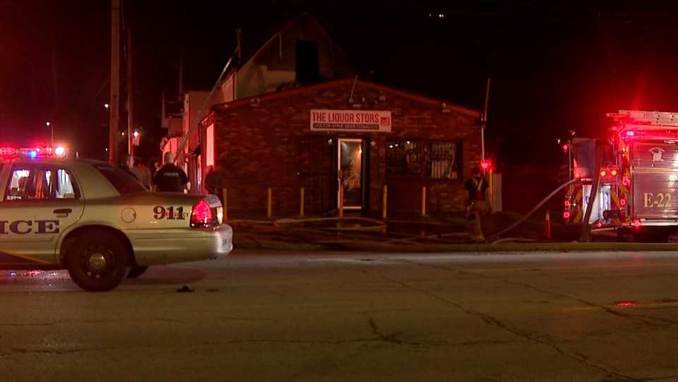 Firefighters battle building fire in Russell neighborhood overnight