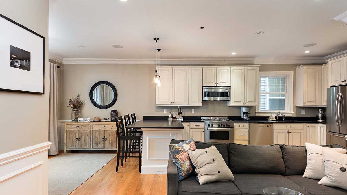 'Good Will Hunting' apartment in South Boston is up for sale