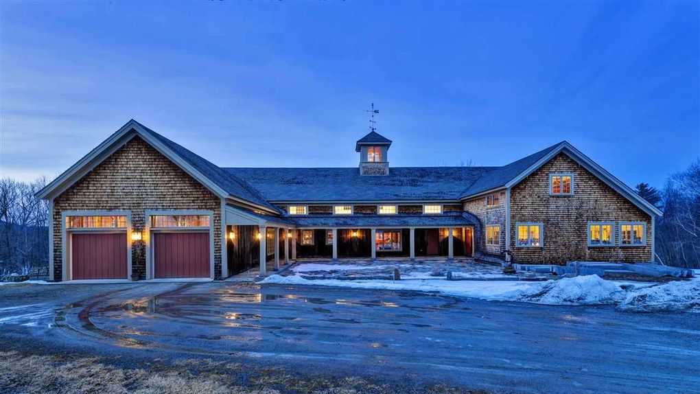 Mansion Monday: Stunning Warner home features rustic details throughout