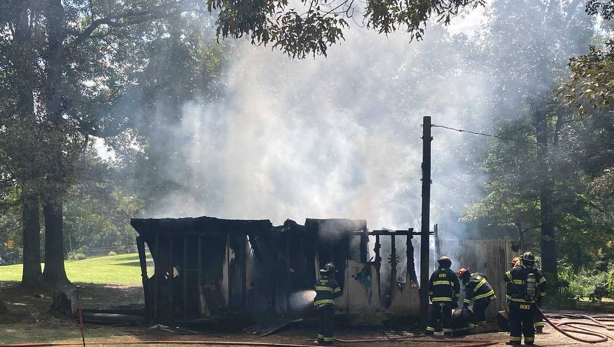 Fire destroys structure in Warrior, Alabama