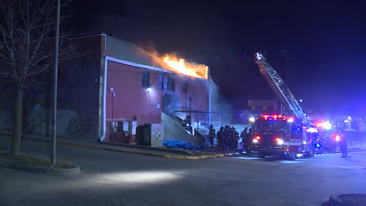 Historic Midtown Kansas City theater building catches fire