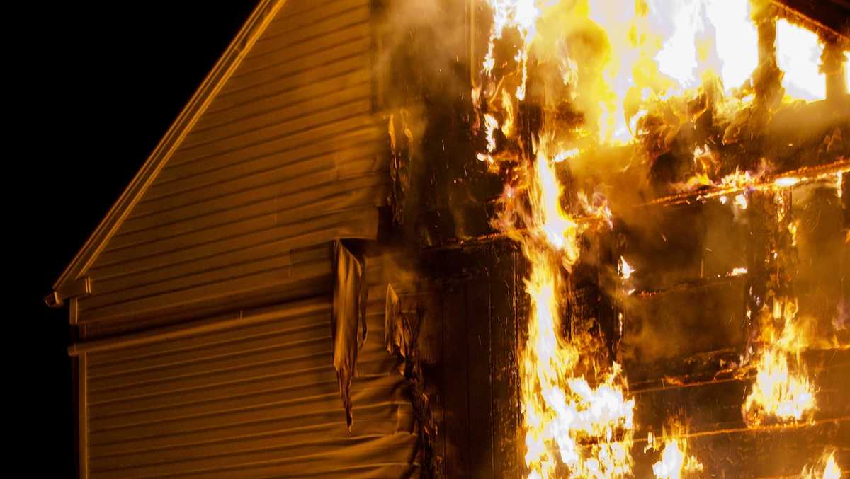 PHOTOS: Heavy flames engulf house, car in Lancaster County, Pa.