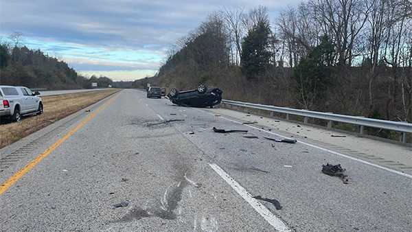 Police: 1 person killed, 1 hospitalized in crash on Bluegrass Parkway ...