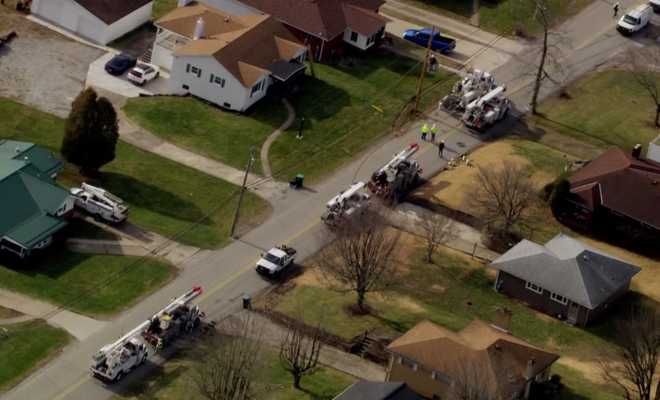 Garbage truck takes out utility pole in Washington County