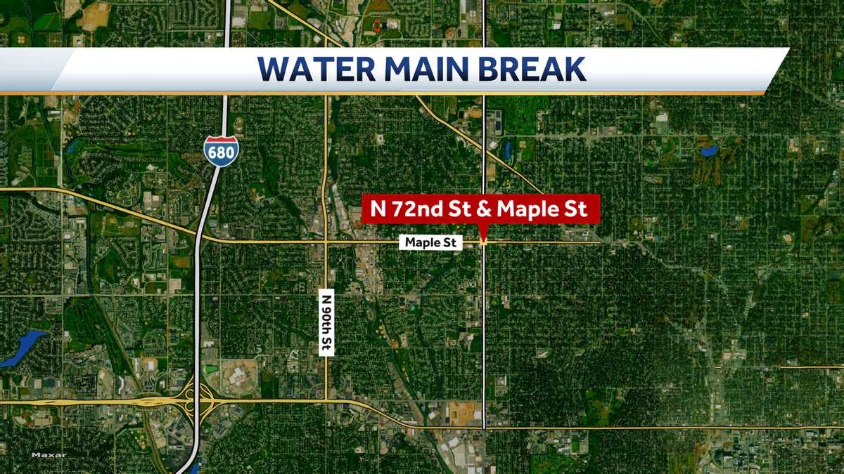 Omaha MUD restricts traffic lanes to repair water main break