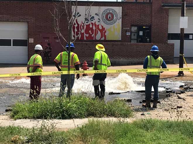 20-inch water main breaks in west Baltimore