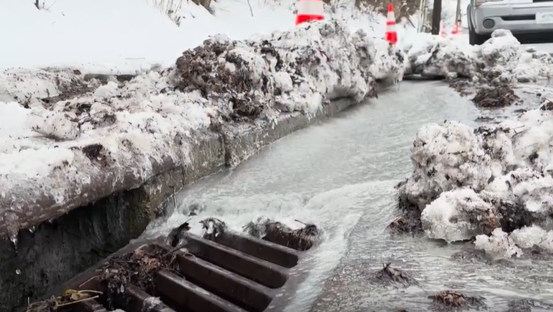 Water main breaks sideline water service for families living on several ...