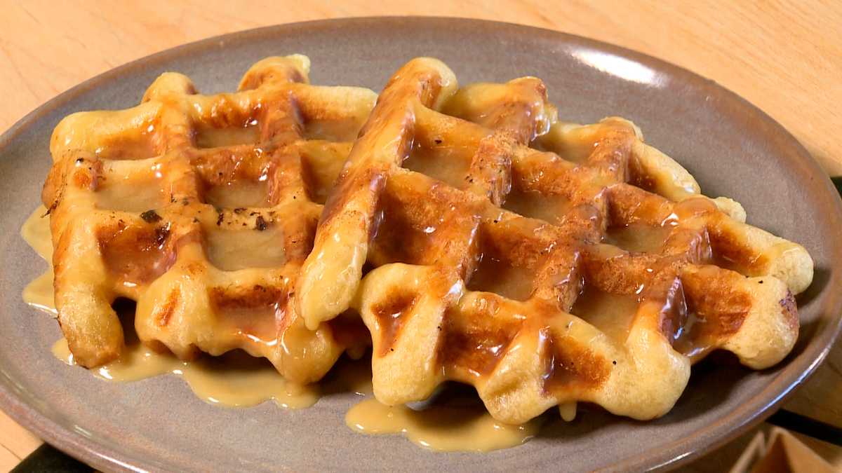 NH Chronicle: Wonderful Waffles
