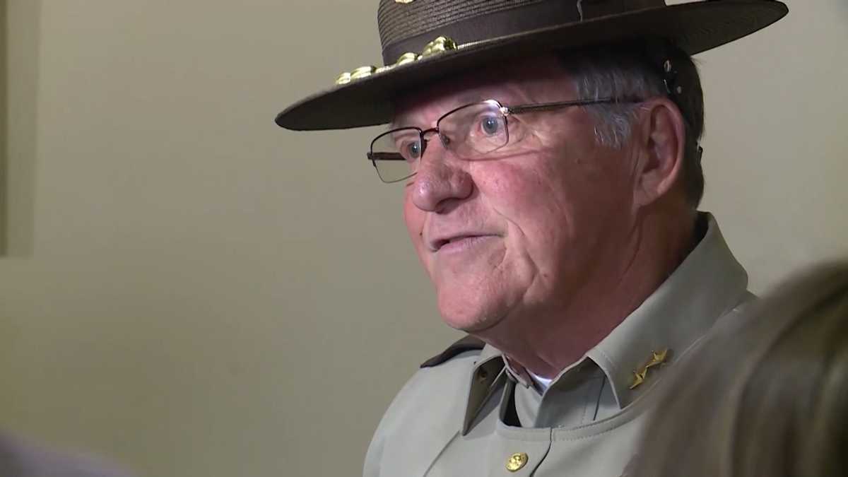 Officer says FBI is investigating former Maine sheriff