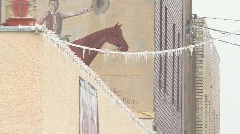 Freezing rain sweeps across parts of country