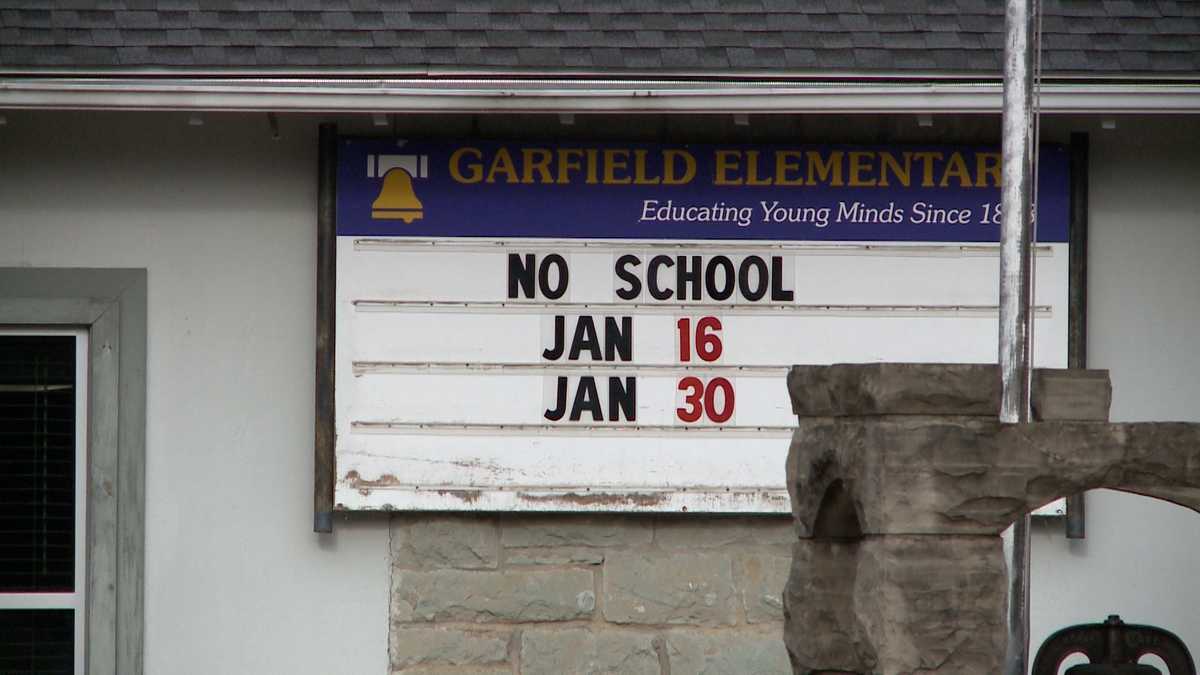 Garfield community reacts to vote to close down elementary school