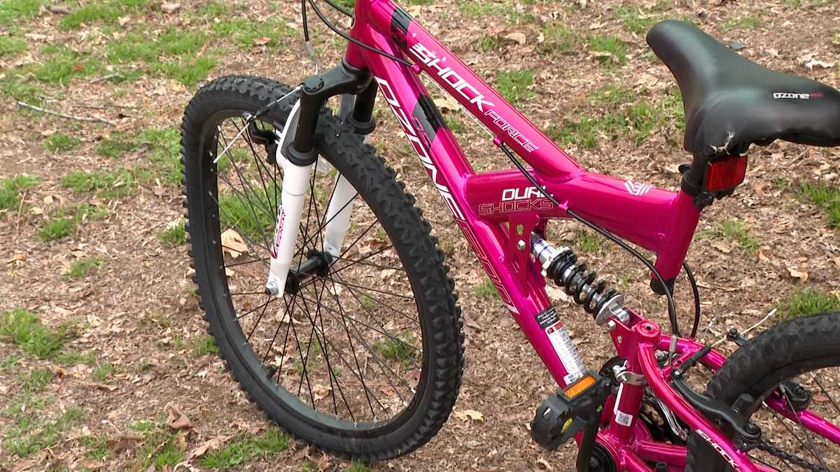 Prairie Grove mom talks about bike accident outside Prairie Grove High ...