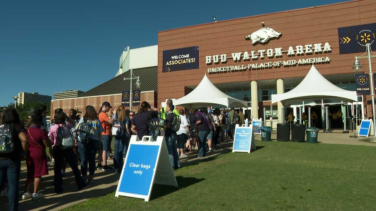 Walmart workers from across the world in NWA for annual shareholders ...