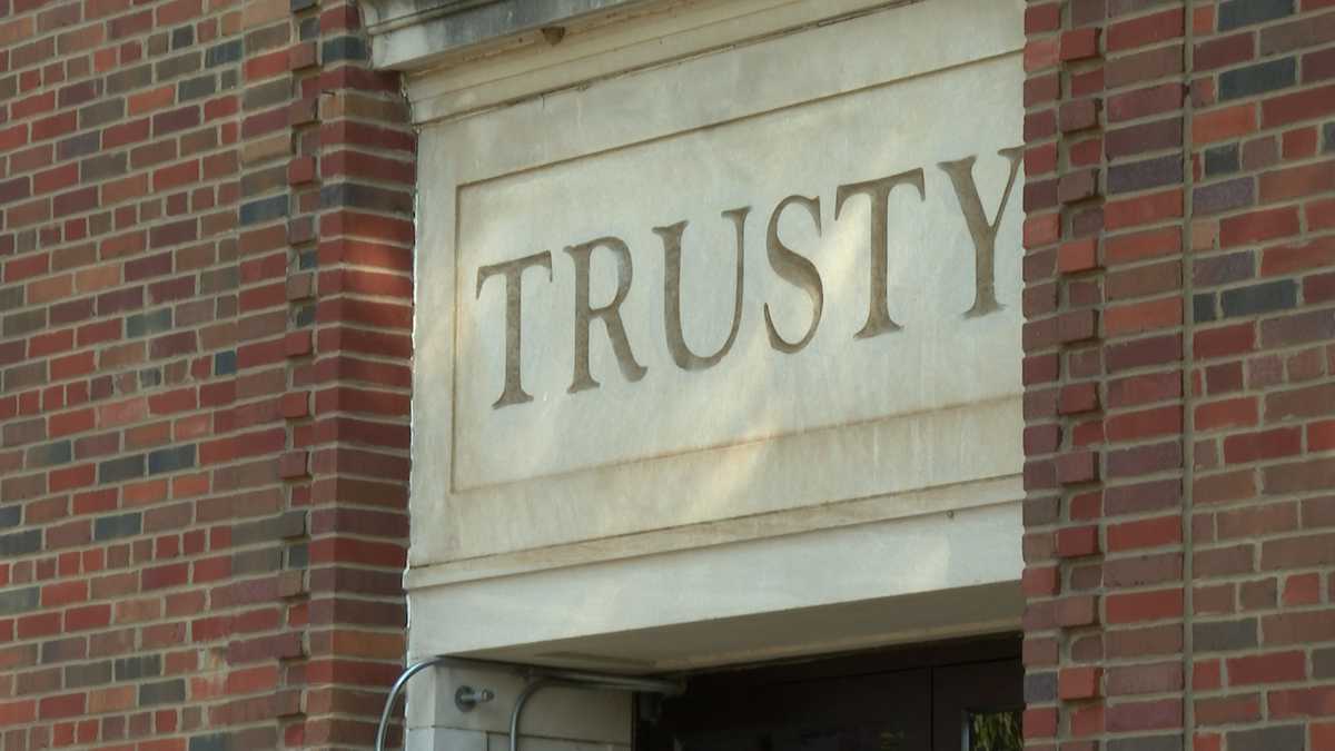 Fort Smith police holding training session at Trusty Elementary Thursday