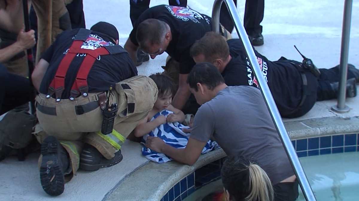Video captures firefighters rescuing 3-year-old boy from pool filter