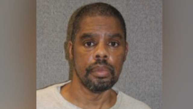 Oshkosh police searching for missing homeless man