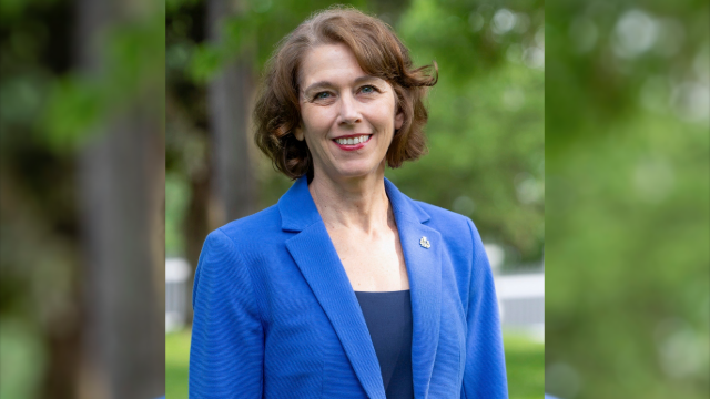 Liberal judge enters Wisconsin Supreme Court race