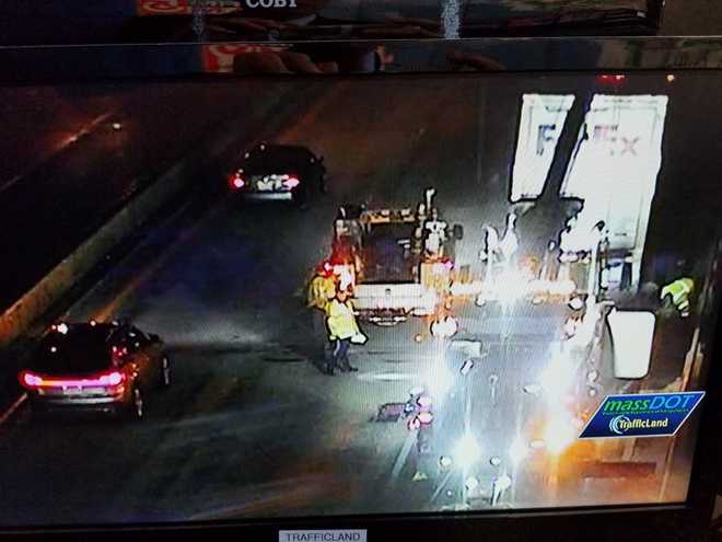 Crash on Mass. Pike in Weston causes 8-mile backup