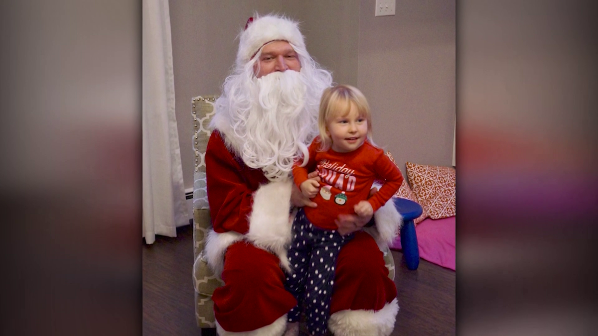 When Santa line was too long for kids with autism, this firefighter ...