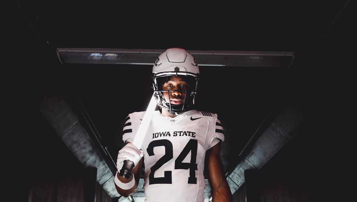 Iowa State football jerseys: Cyclones showcase white uniforms