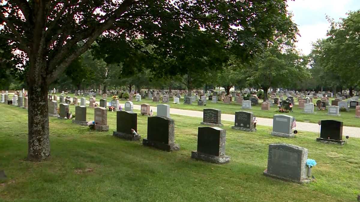 Police provide update in search for thief at Mass. cemetery
