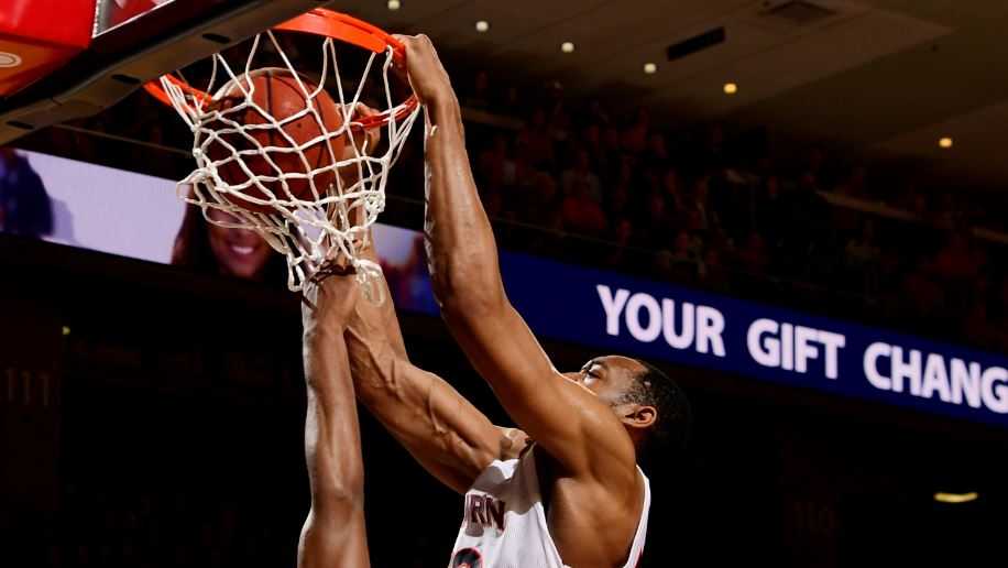 Austin Wiley, No. 15 Auburn hold off Ole Miss 67-58