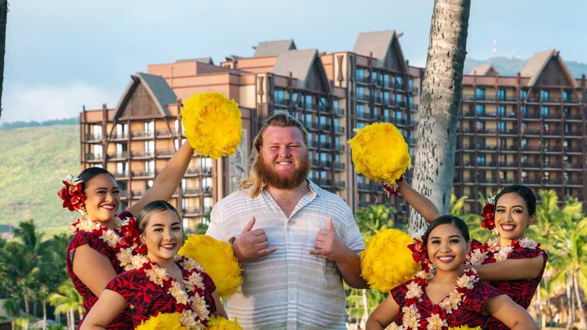 American Idol: Will Moseley wows with classic cover: video