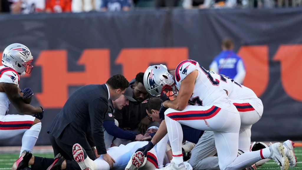 Patriots place first-round draft pick Will Campbell on IR