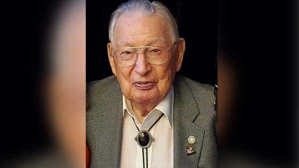 World War II veteran from Crestwood dies at 98
