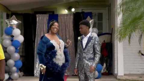 Winter Park High School senior takes mom to prom