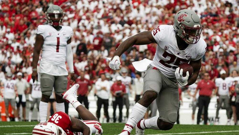 Watson helps Washington State beat No. 19 Wisconsin 17-14