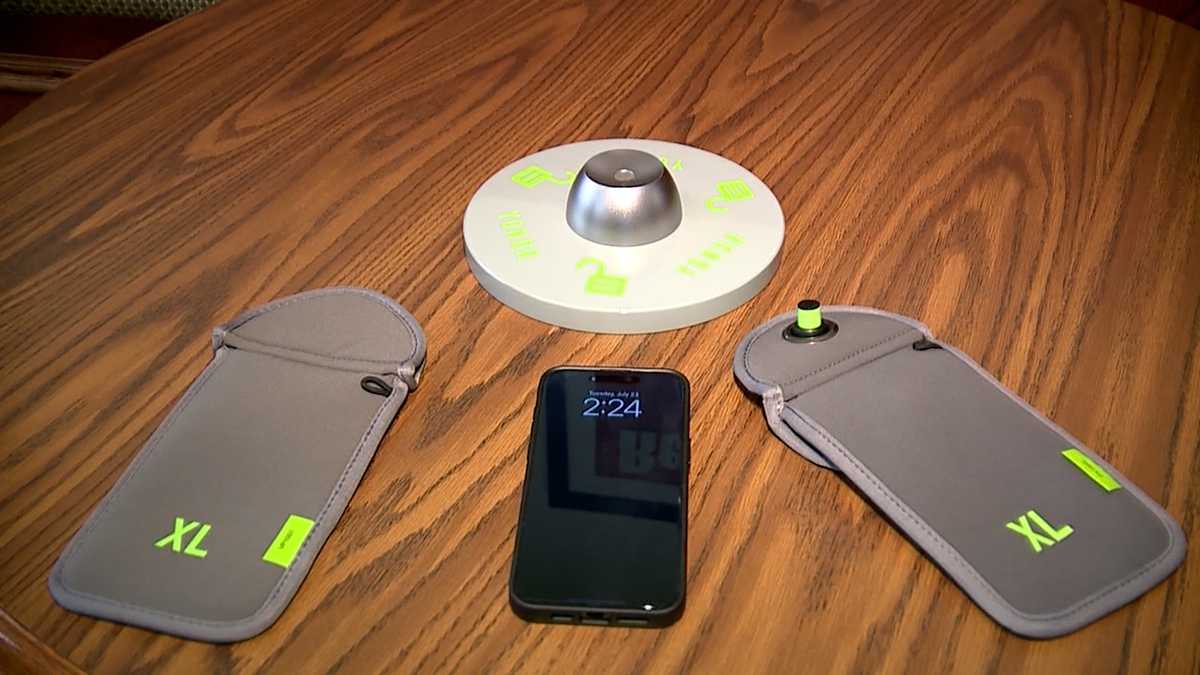 Liberty County Schools implements new locked cell phone pouches