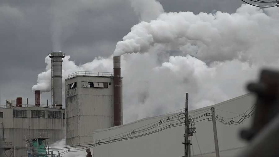 Hundreds to be laid off during shutdown of Maine pulp mill
