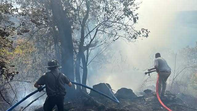 Fire crews battle large woods fire in Lancaster County, Pa.