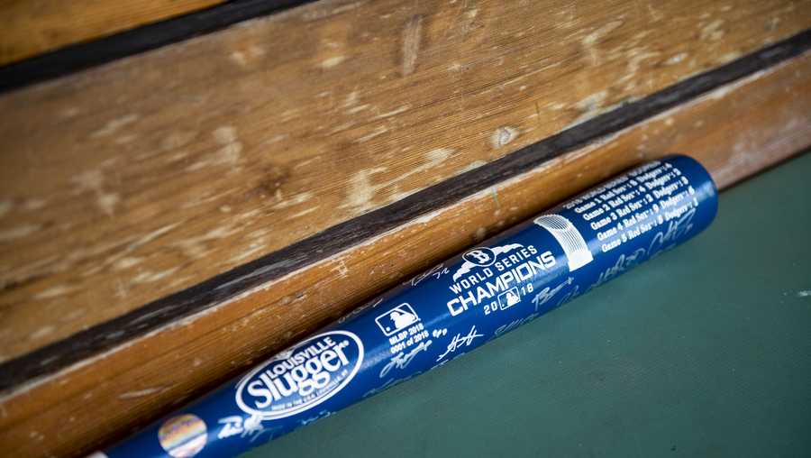 Win Louisville Slugger bat signed by 2018 World Series champion Red Sox