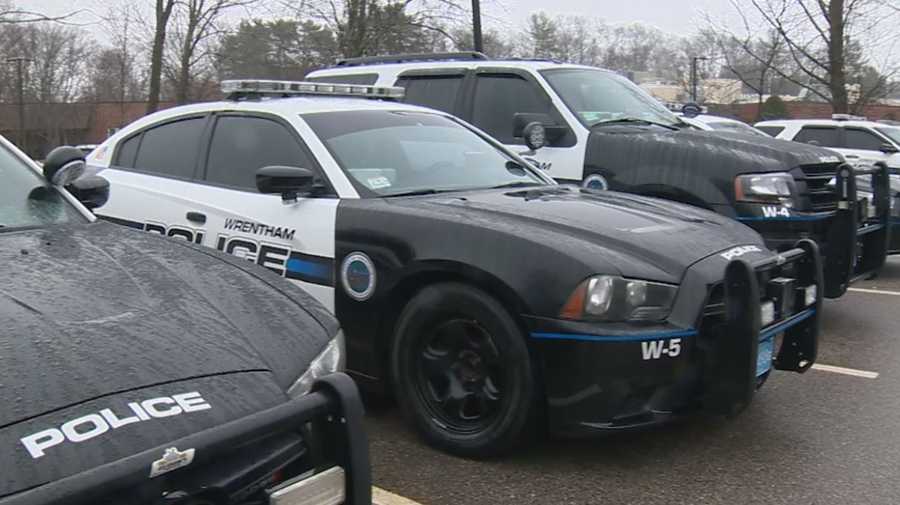 Students say someone pointed gun at them as they walked near school ...