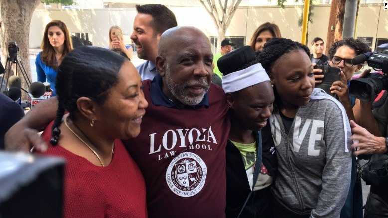 'Don't stop fighting': Wrongfully convicted man free after 32 years