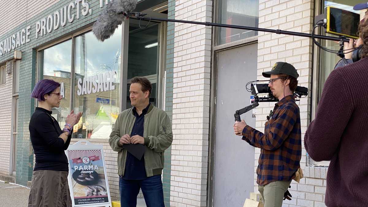 Local trivia game show now casting in Florida