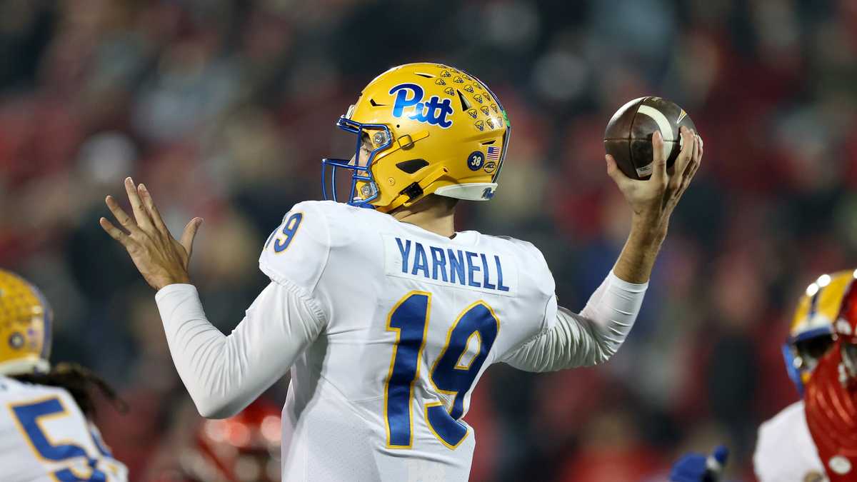 Pitt QB Nate Yarnell to start against Boston College